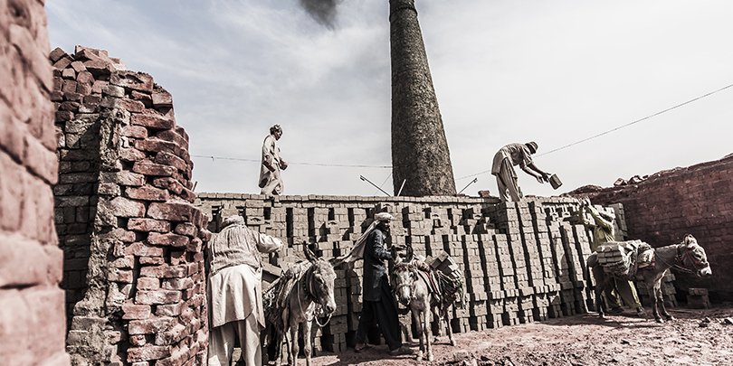 Pakistan brick kiln. Credit Richard Dunwoody.